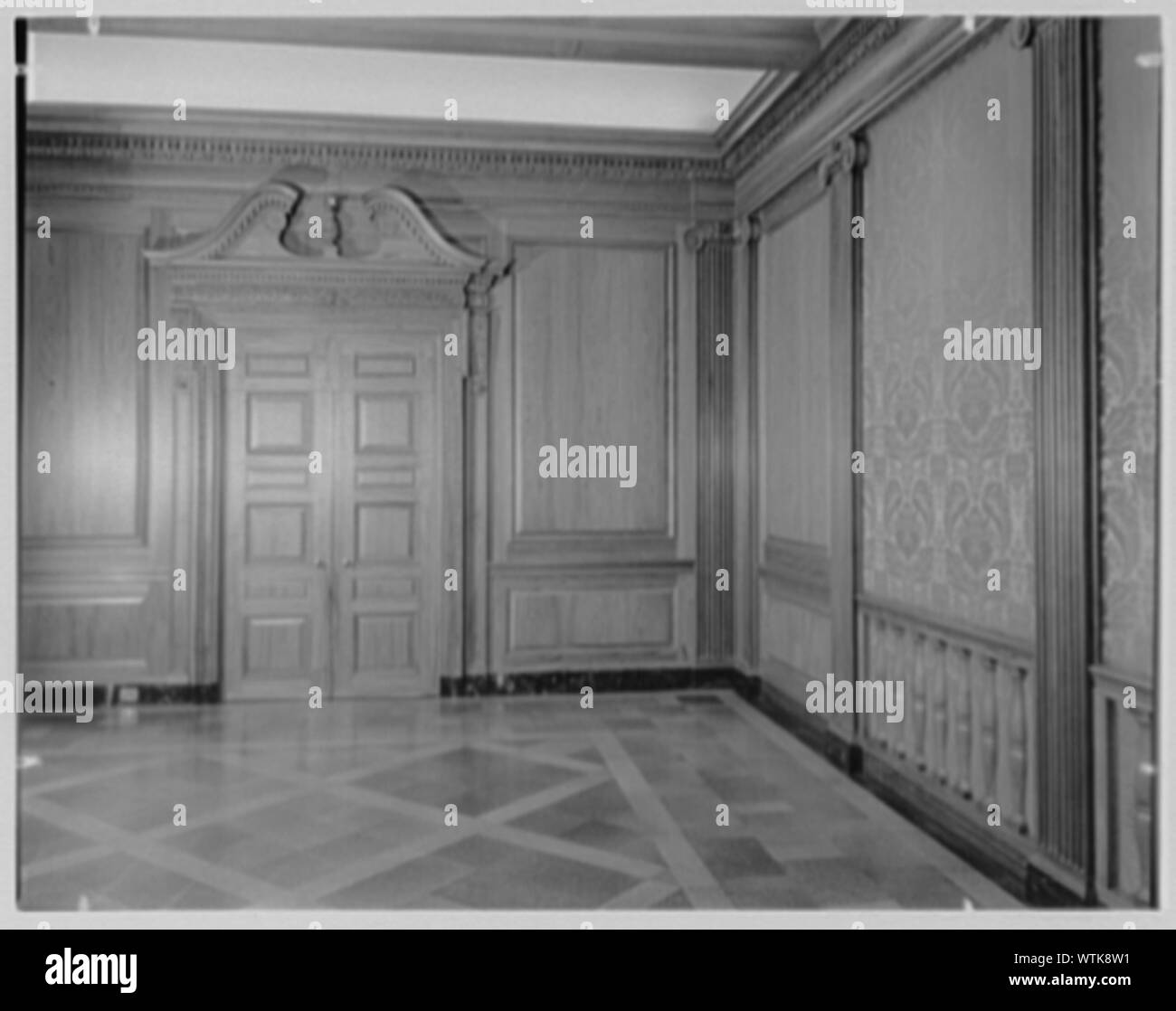 Morgan Library, E. 36th St., New York City Stock Photo - Alamy