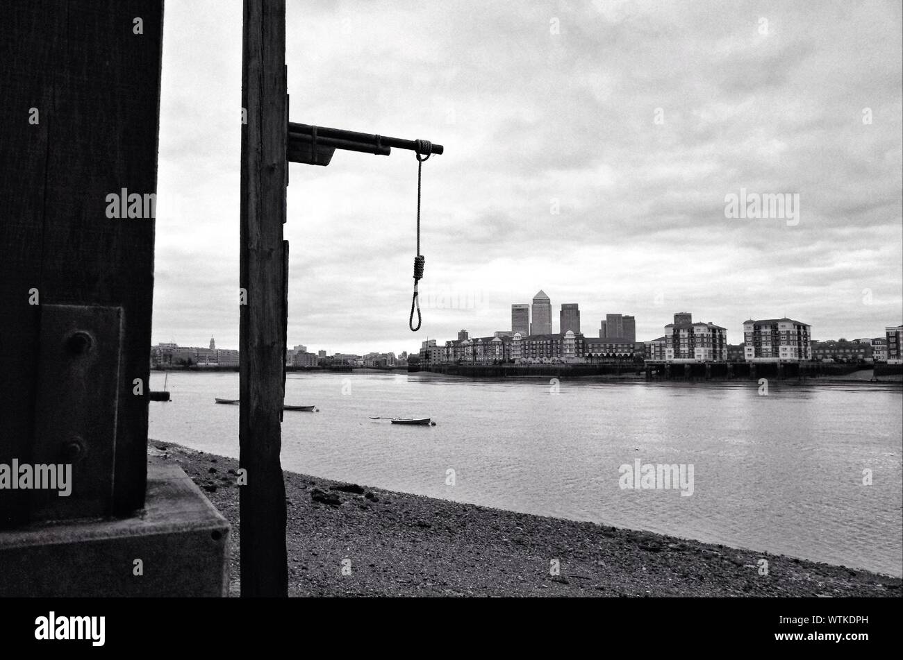 Hanging Gallows High Resolution Stock Photography and Images - Alamy