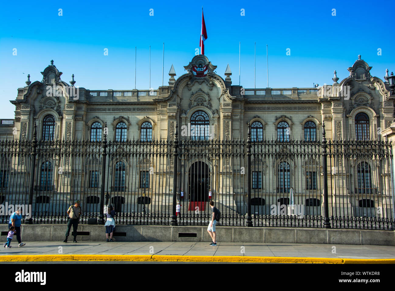 Spanish government centre hi-res stock photography and images - Alamy