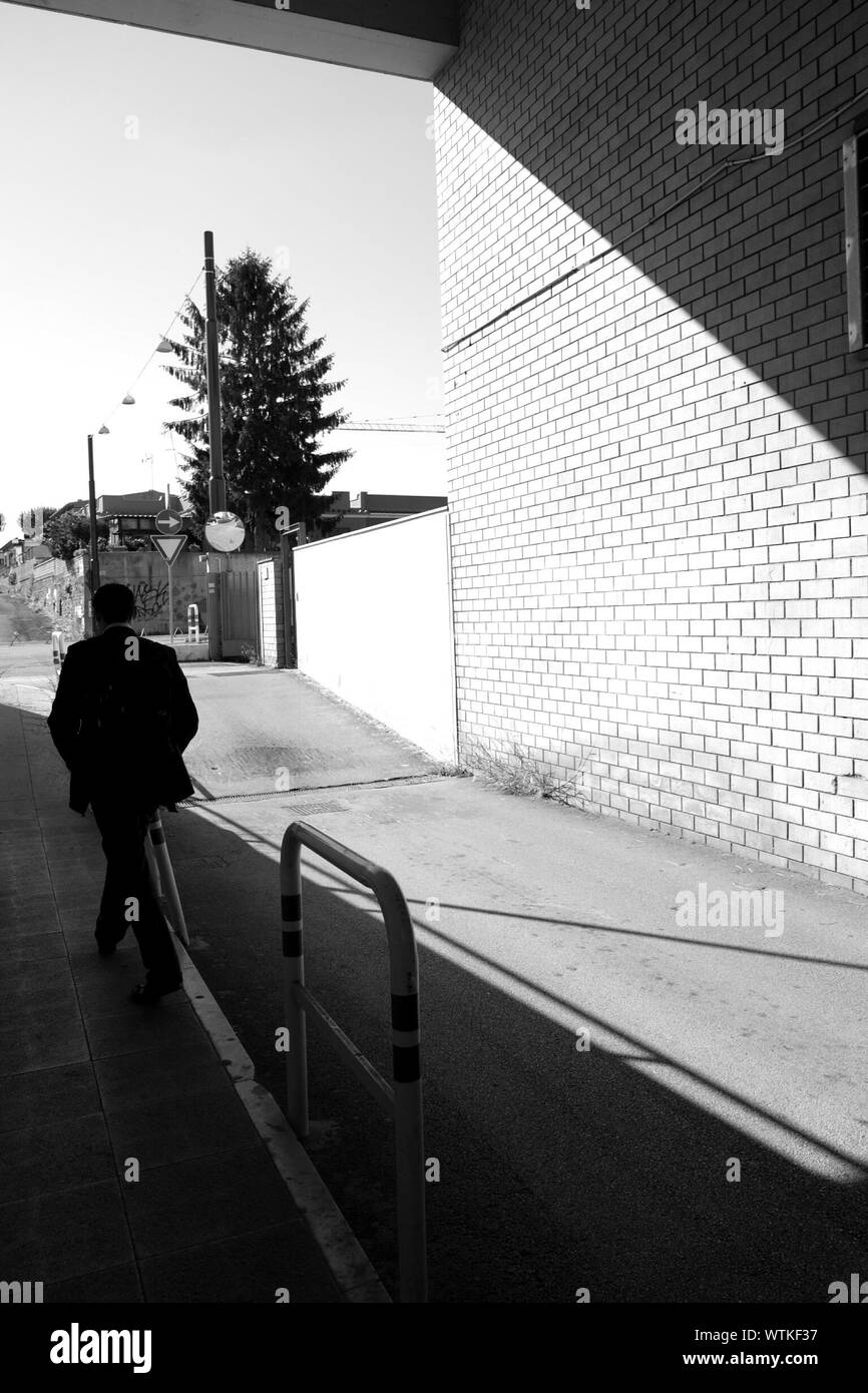 Narrow rear view Black and White Stock Photos & Images - Alamy