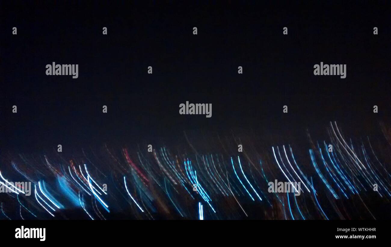 Abstract light trails hi-res stock photography and images - Alamy