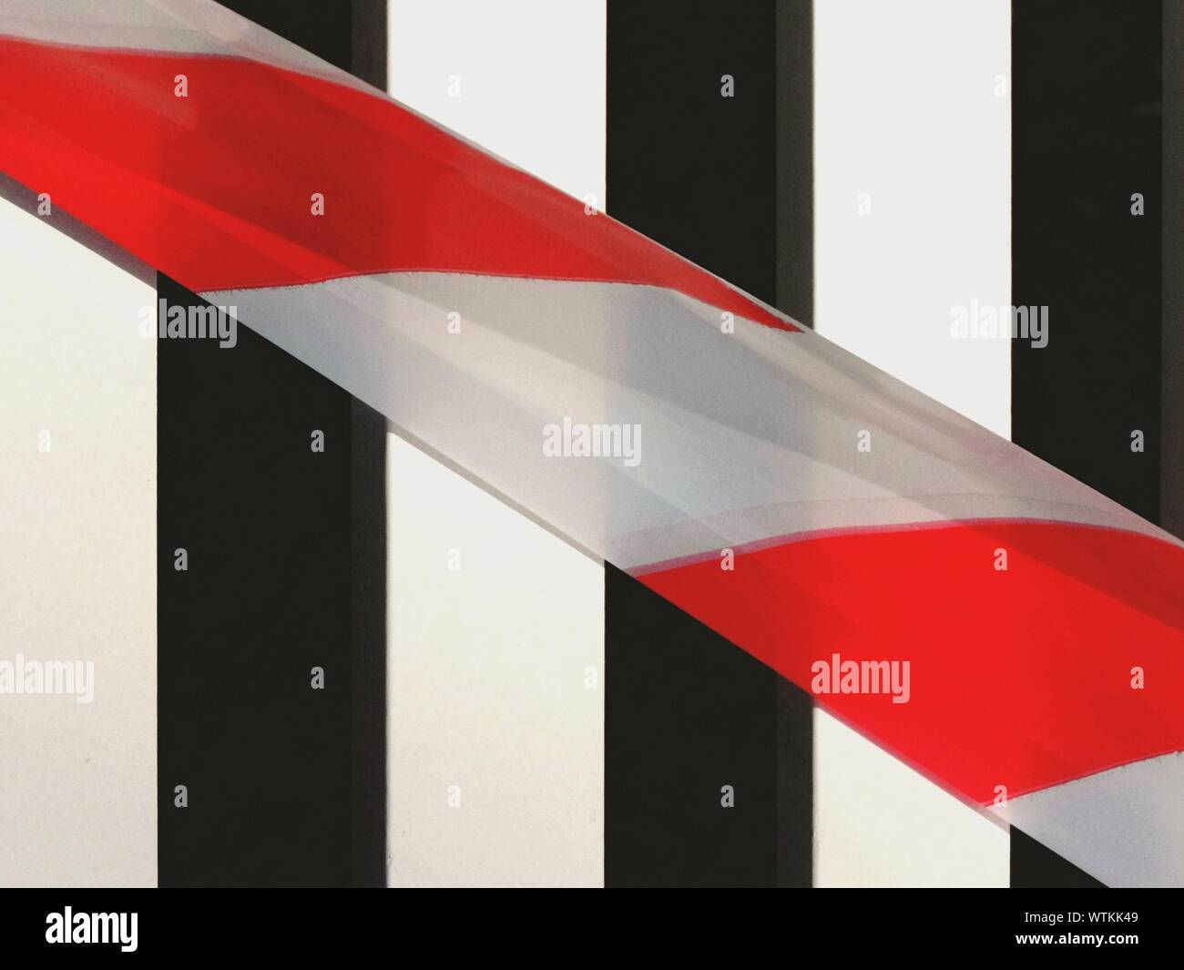 Tape boundary hi-res stock photography and images - Alamy