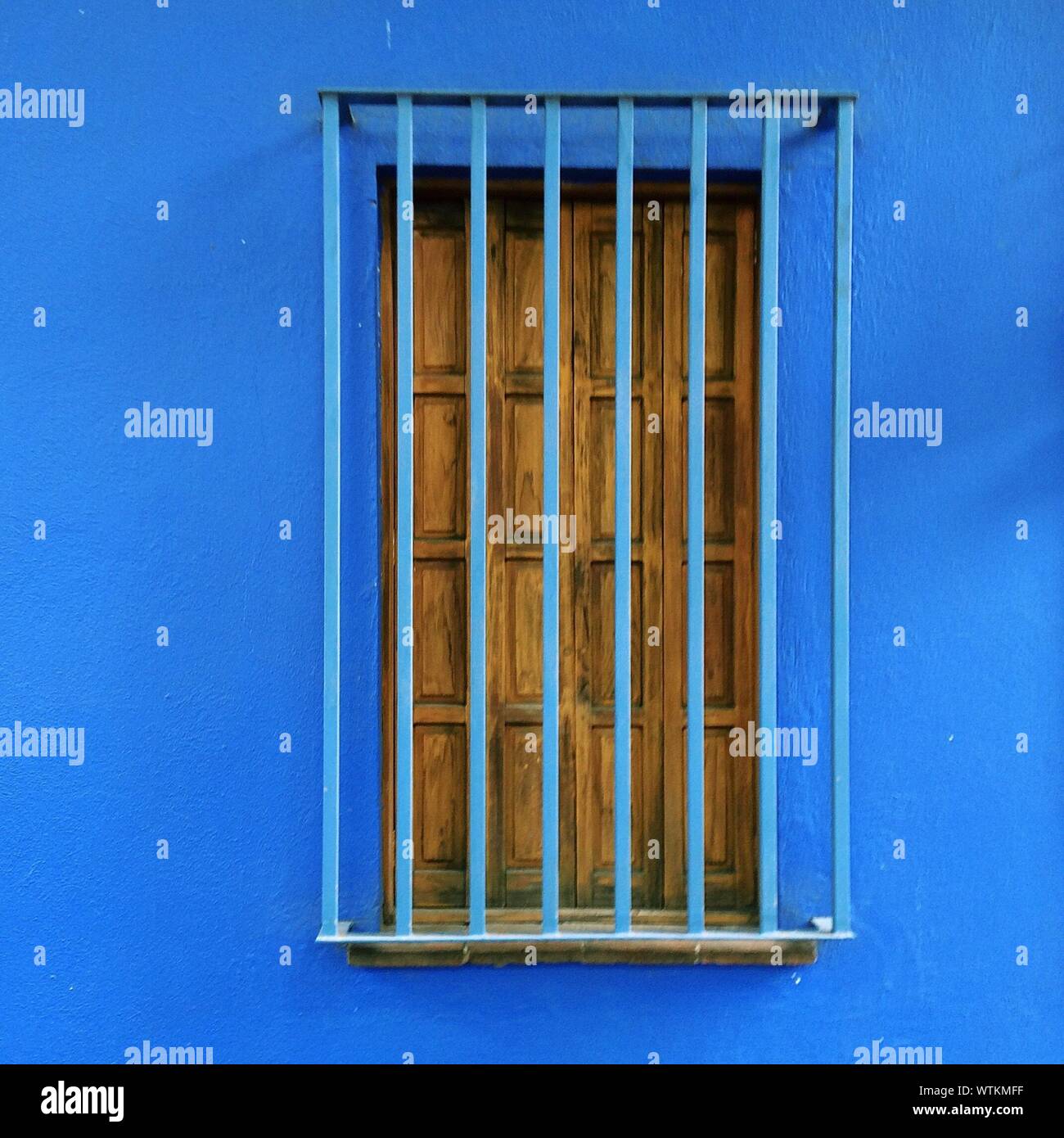 Security Barred Window High Resolution Stock Photography and Images - Alamy