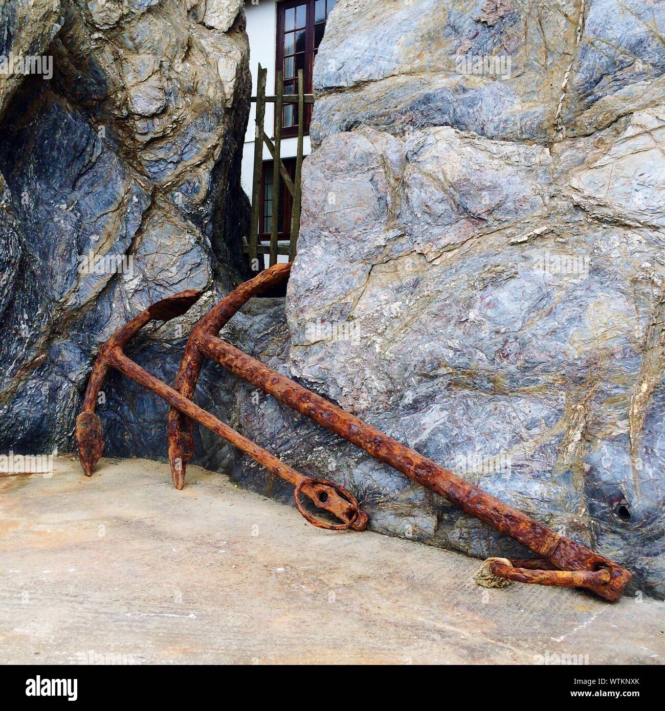 Rock anchors hi-res stock photography and images - Alamy