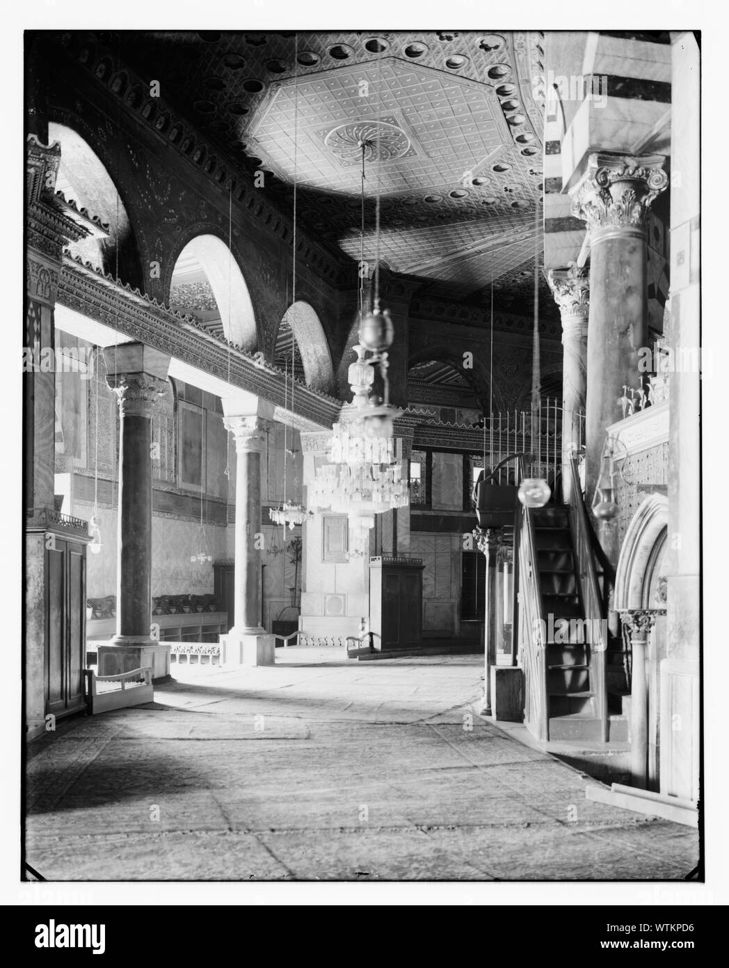 Islamic art interior Cut Out Stock Images & Pictures - Alamy