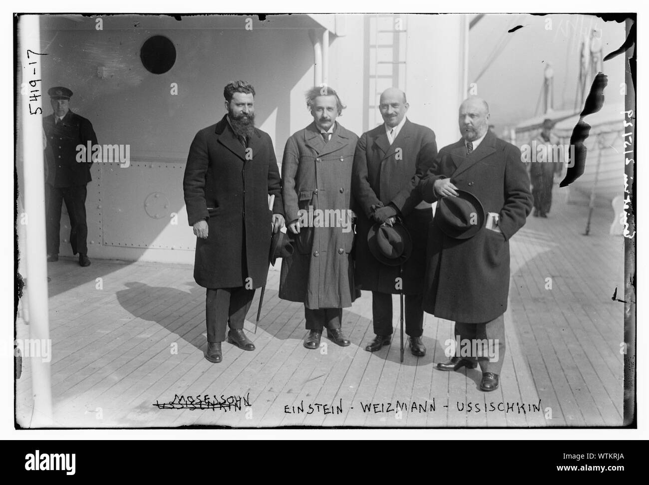 Mossessohn, [Albert] Einstein, [Chaim] Weizmann and Ussischkin ...