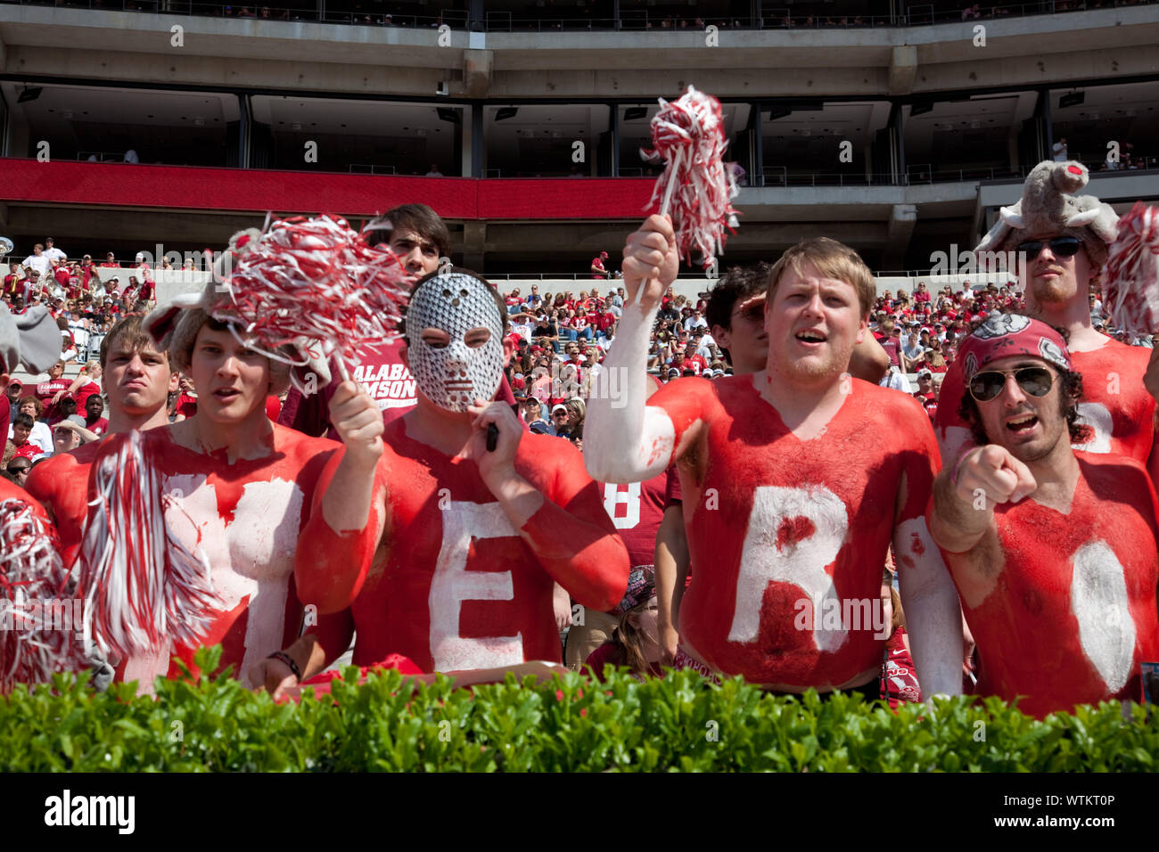 University of alabama football team hi-res stock photography and images ...