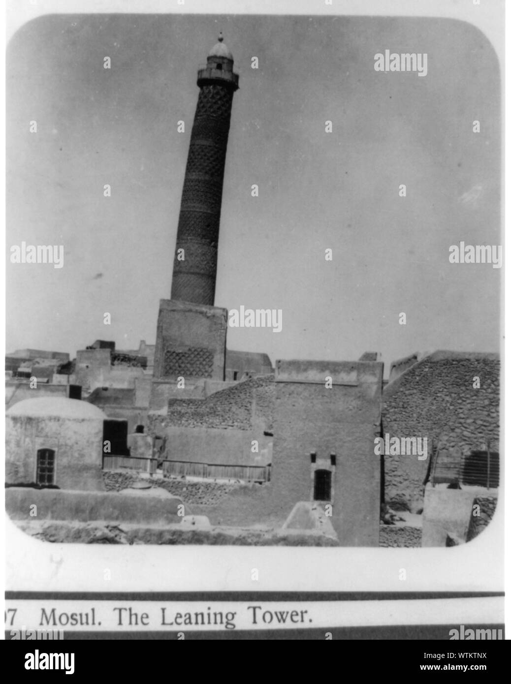 Mosul, [Iraq]; The Leaning Tower Stock Photo - Alamy