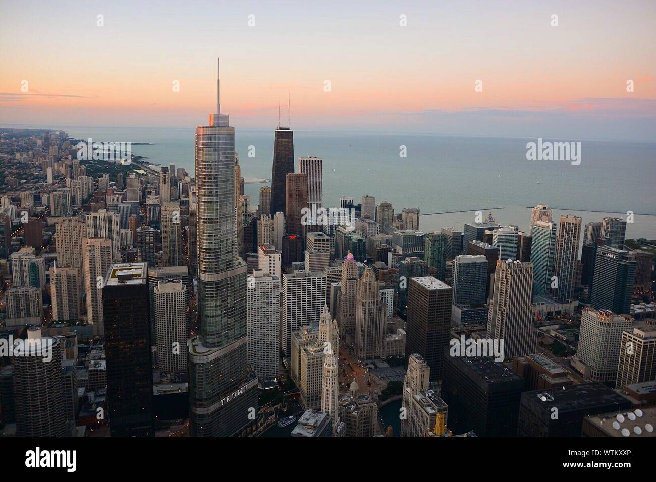 Aerial view of chicago hi-res stock photography and images - Alamy