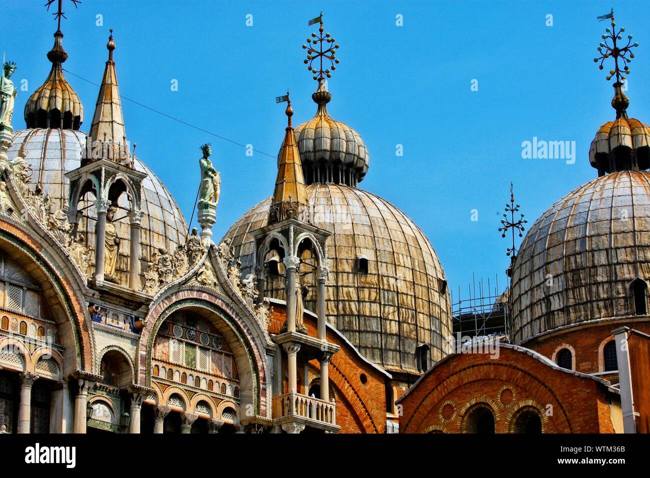 Italian basilicas hi-res stock photography and images - Alamy