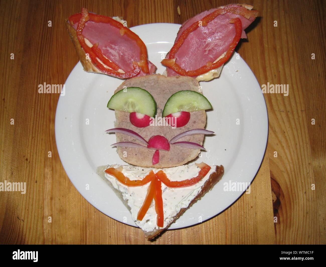 Whole Rabbit High Resolution Stock Photography and Images - Alamy