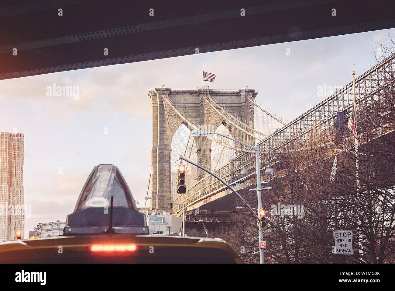 Brooklyn Bridge Sign High Resolution Stock Photography and Images - Alamy