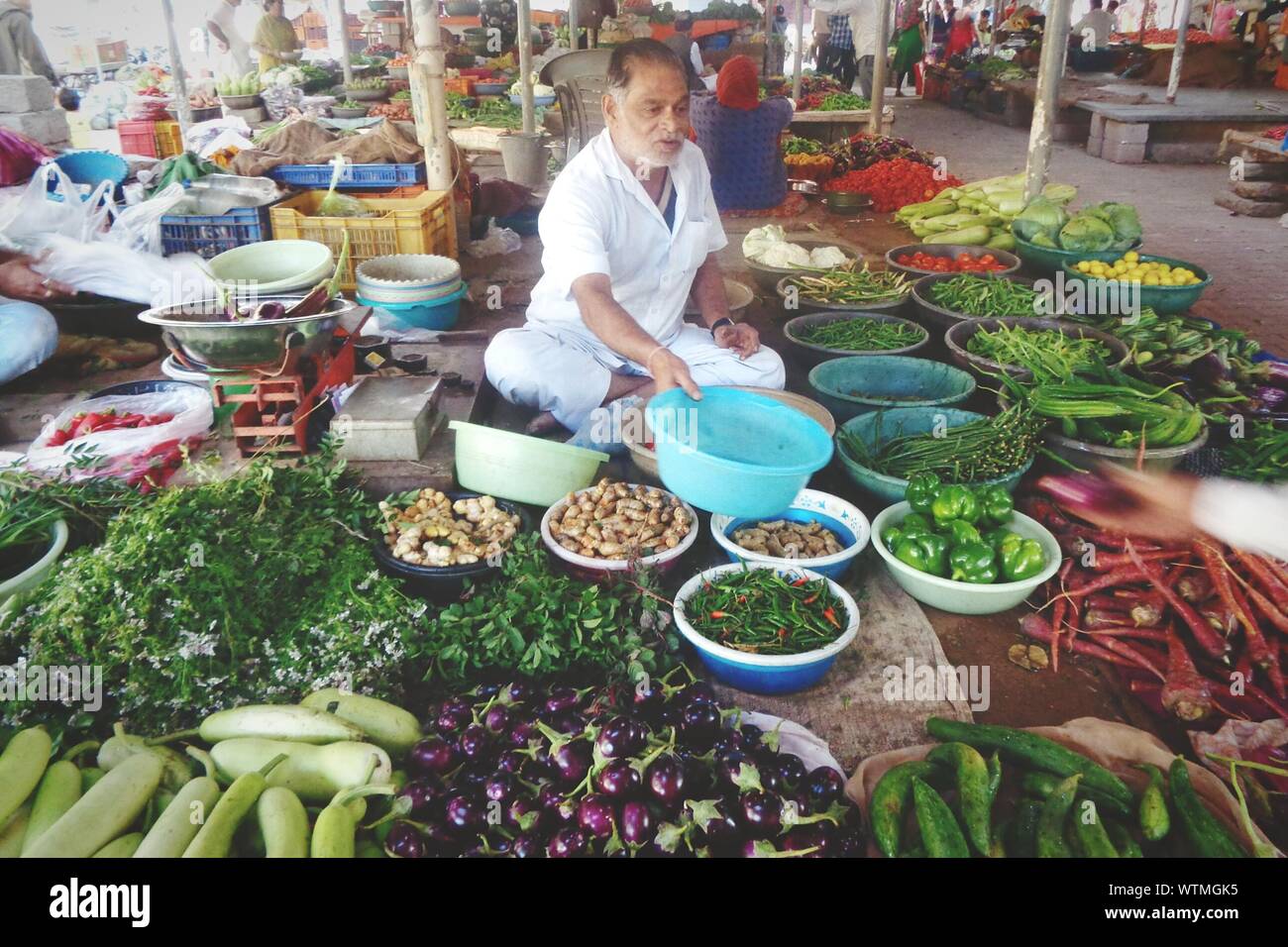 Indian man selling vegetables High Resolution Stock Photography and ...