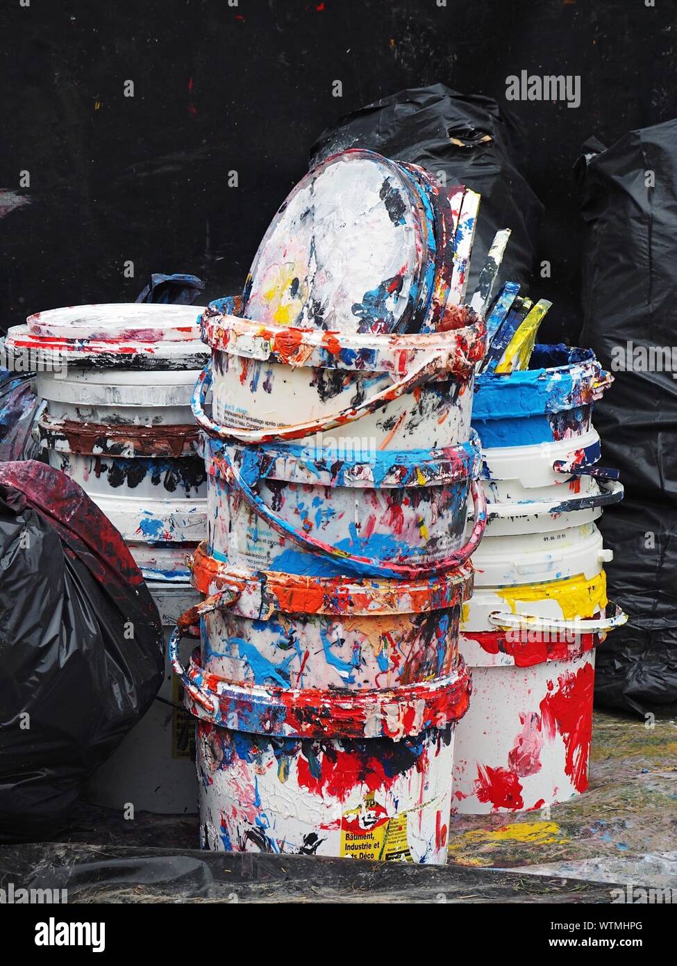 Empty buckets hi-res stock photography and images - Alamy