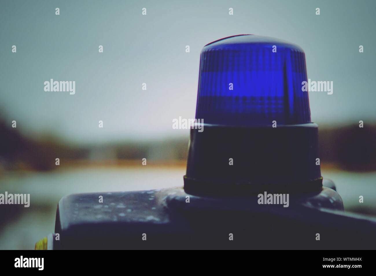 Emergency sign light hi-res stock photography and images - Alamy