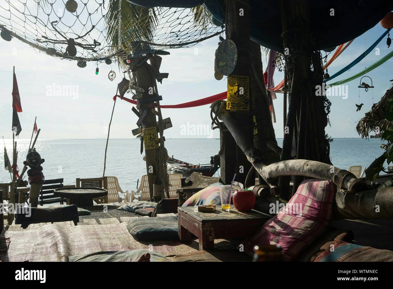 Messy sea hi-res stock photography and images - Alamy