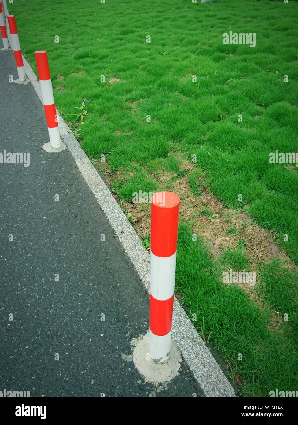 Orange bollards hi-res stock photography and images - Alamy