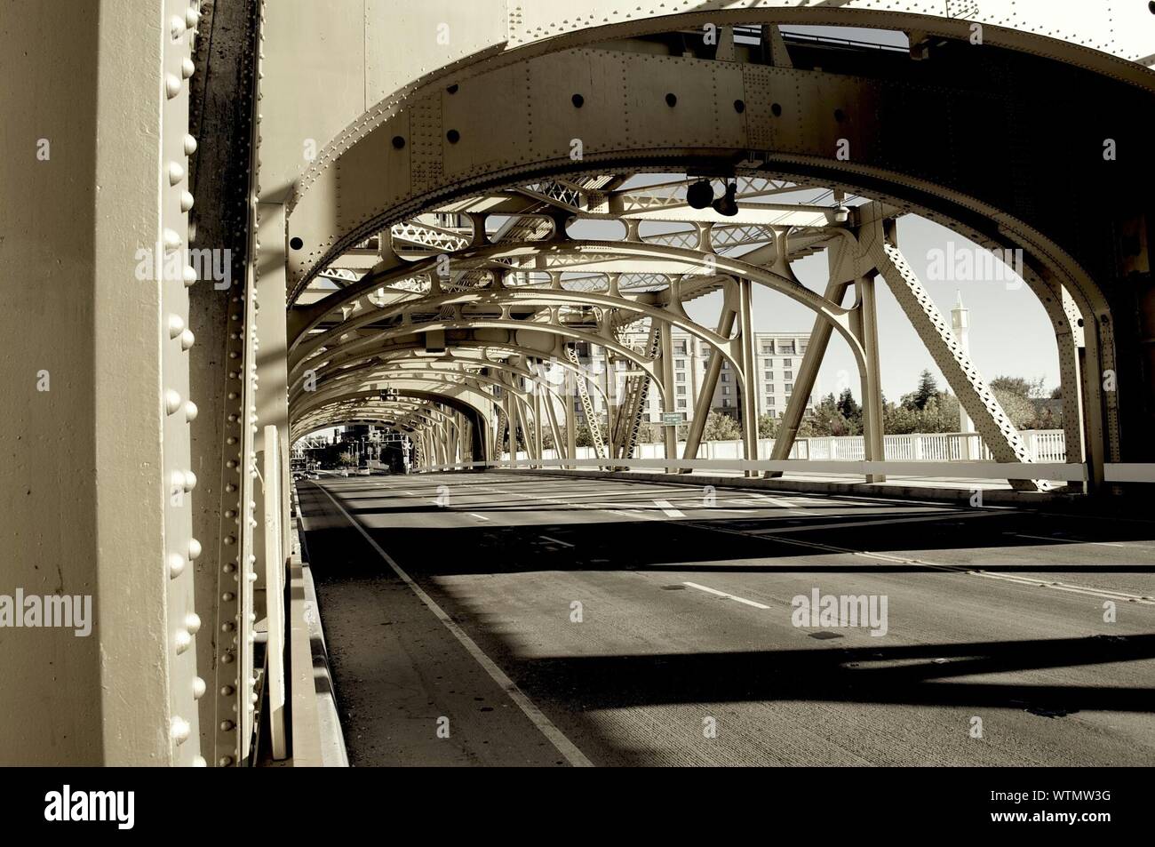 Empty metal hi-res stock photography and images - Alamy