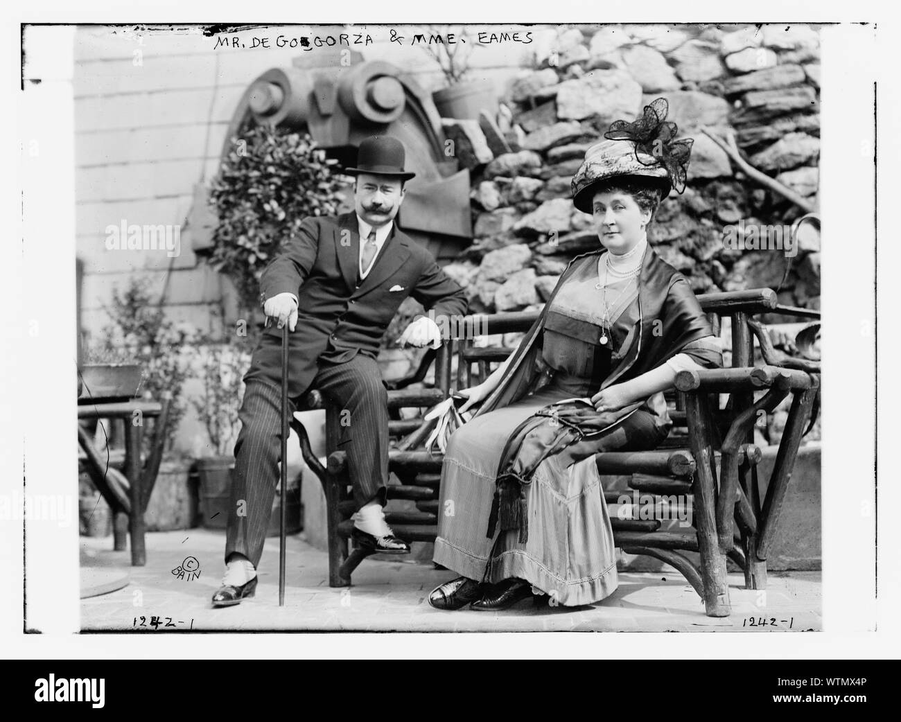 Eames Black and White Stock Photos & Images - Alamy