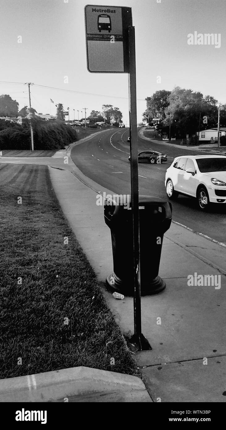 No Garbage Here Sign High Resolution Stock Photography and Images - Alamy