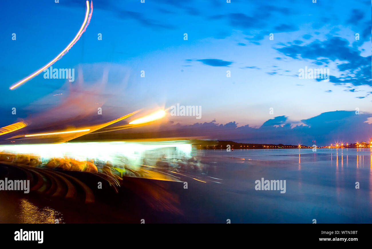 Cloud Streaks In Sky Stock Photos & Cloud Streaks In Sky Stock Images ...