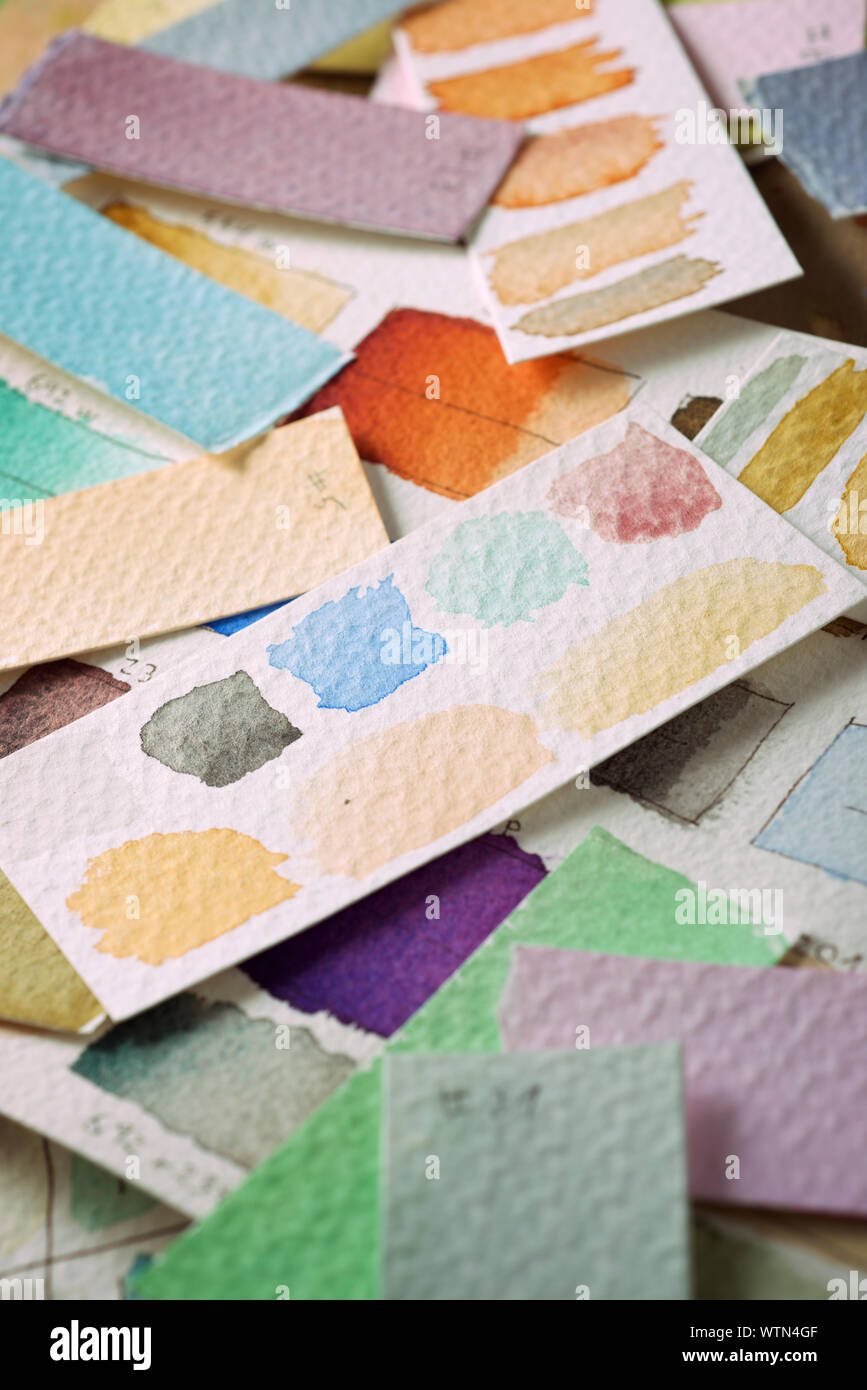 Test cards hi-res stock photography and images - Alamy