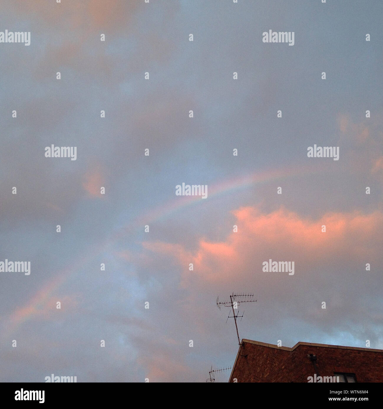 Tv aerial hi-res stock photography and images - Alamy