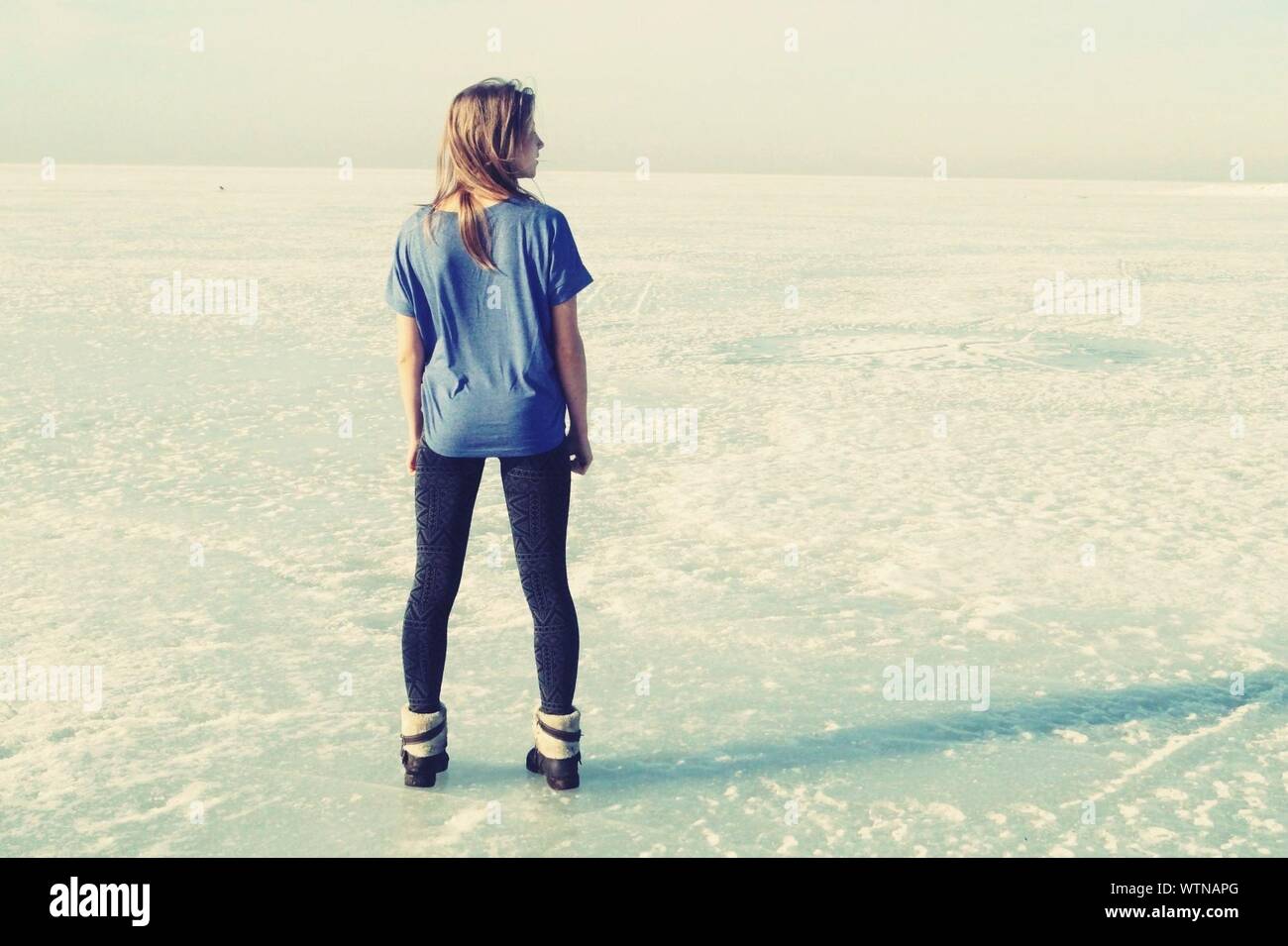 Ice ice woman hi-res stock photography and images - Alamy