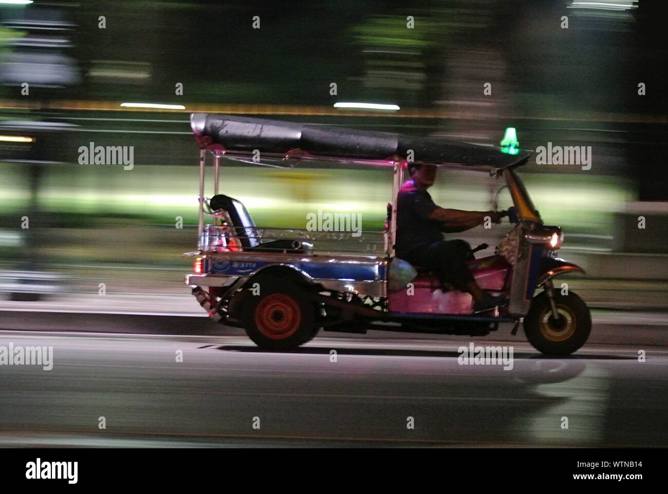 Jinrikisha driver hi-res stock photography and images - Alamy