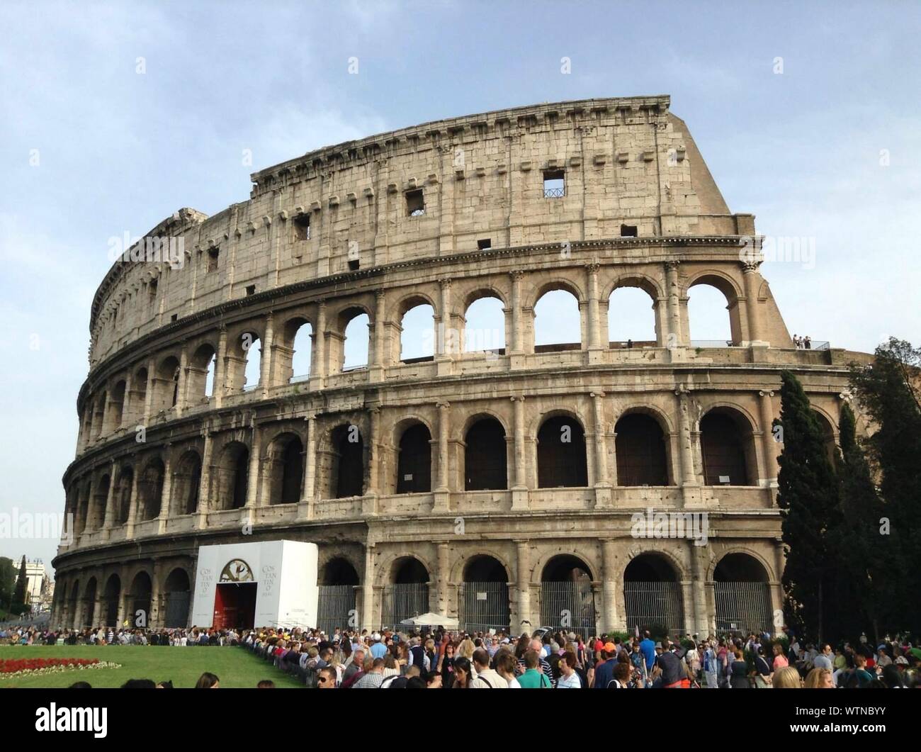 Ruined people hi-res stock photography and images - Alamy