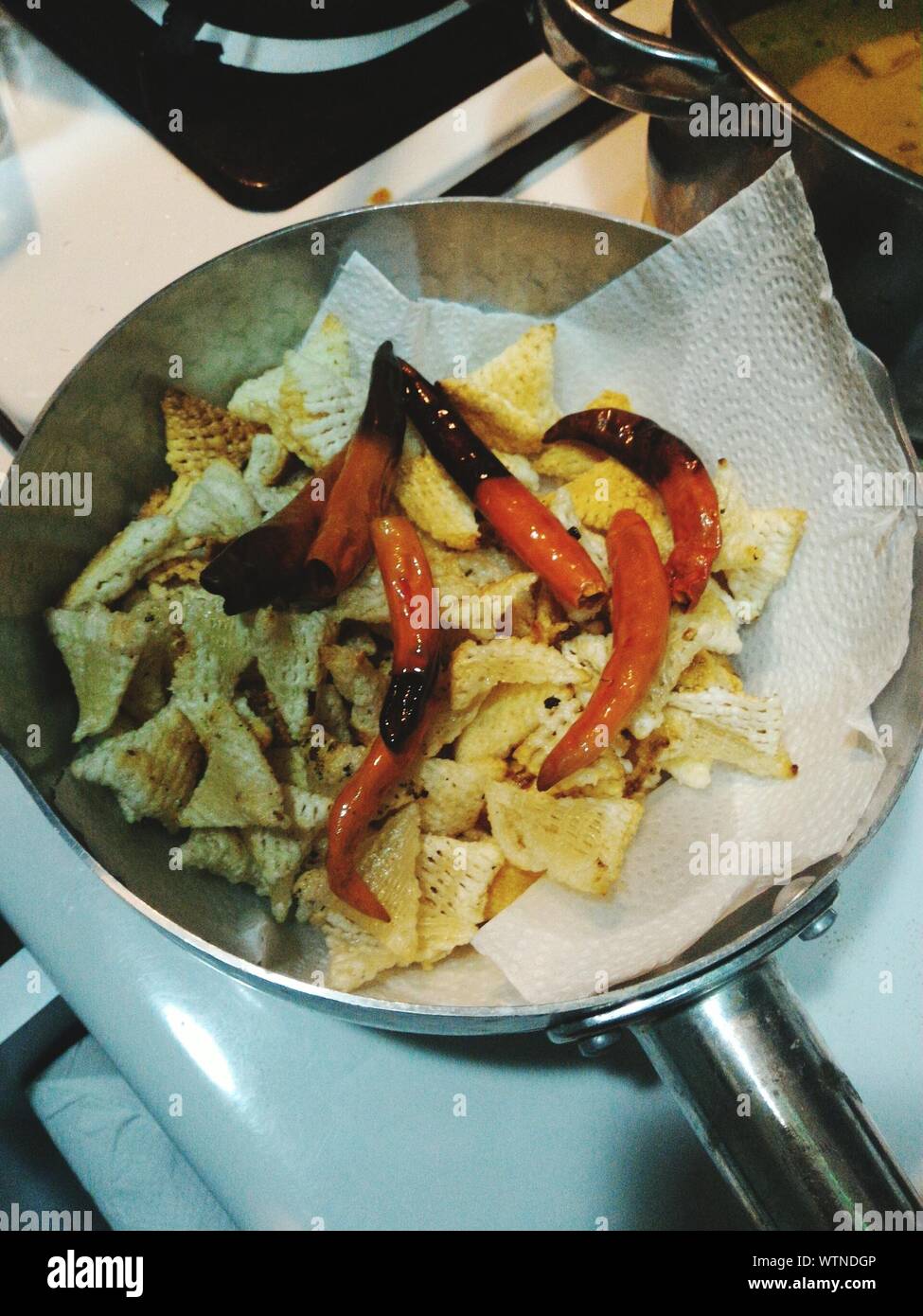 Frying chips chip pan hi-res stock photography and images - Alamy