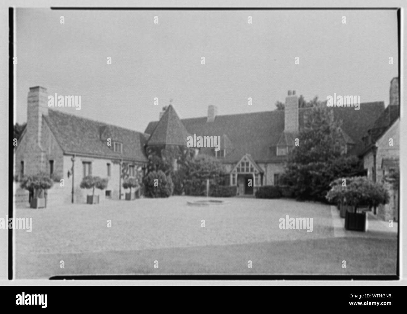 Mr. and Mrs. Joseph S. Graydon, Cobble Court, residence at Drake and ...