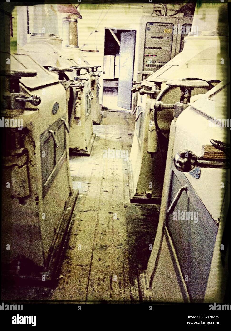 Factory interior hi-res stock photography and images - Alamy