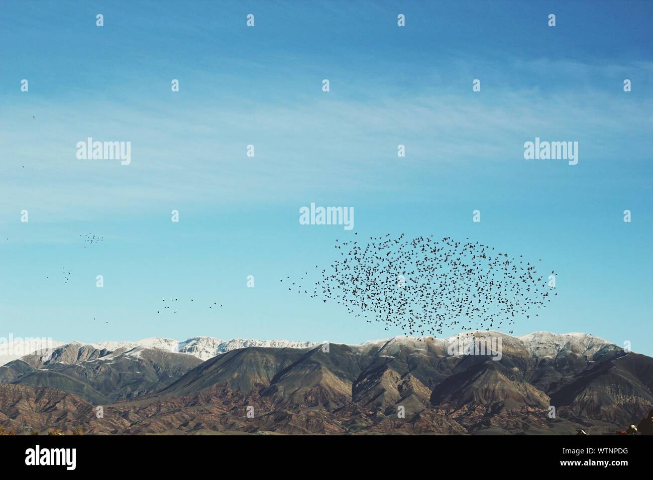 Above mountains hi-res stock photography and images - Alamy