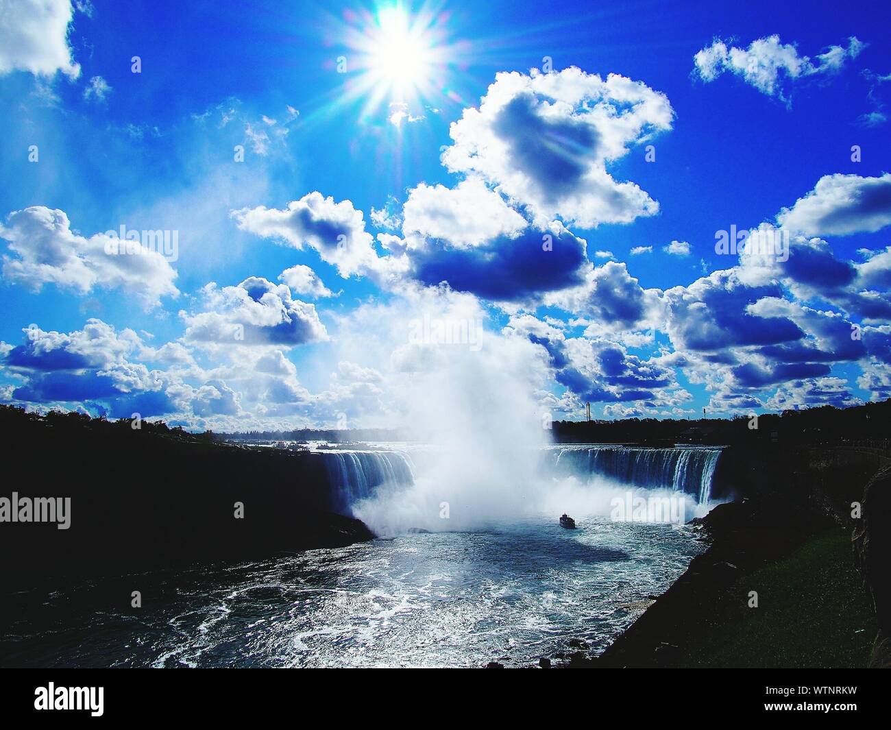 Sunbeam falls hi-res stock photography and images - Alamy