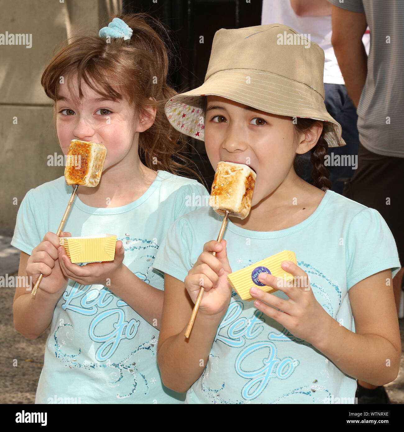 FROZEN on Broadway and Dominique Ansel Bakery celebrate National S ...