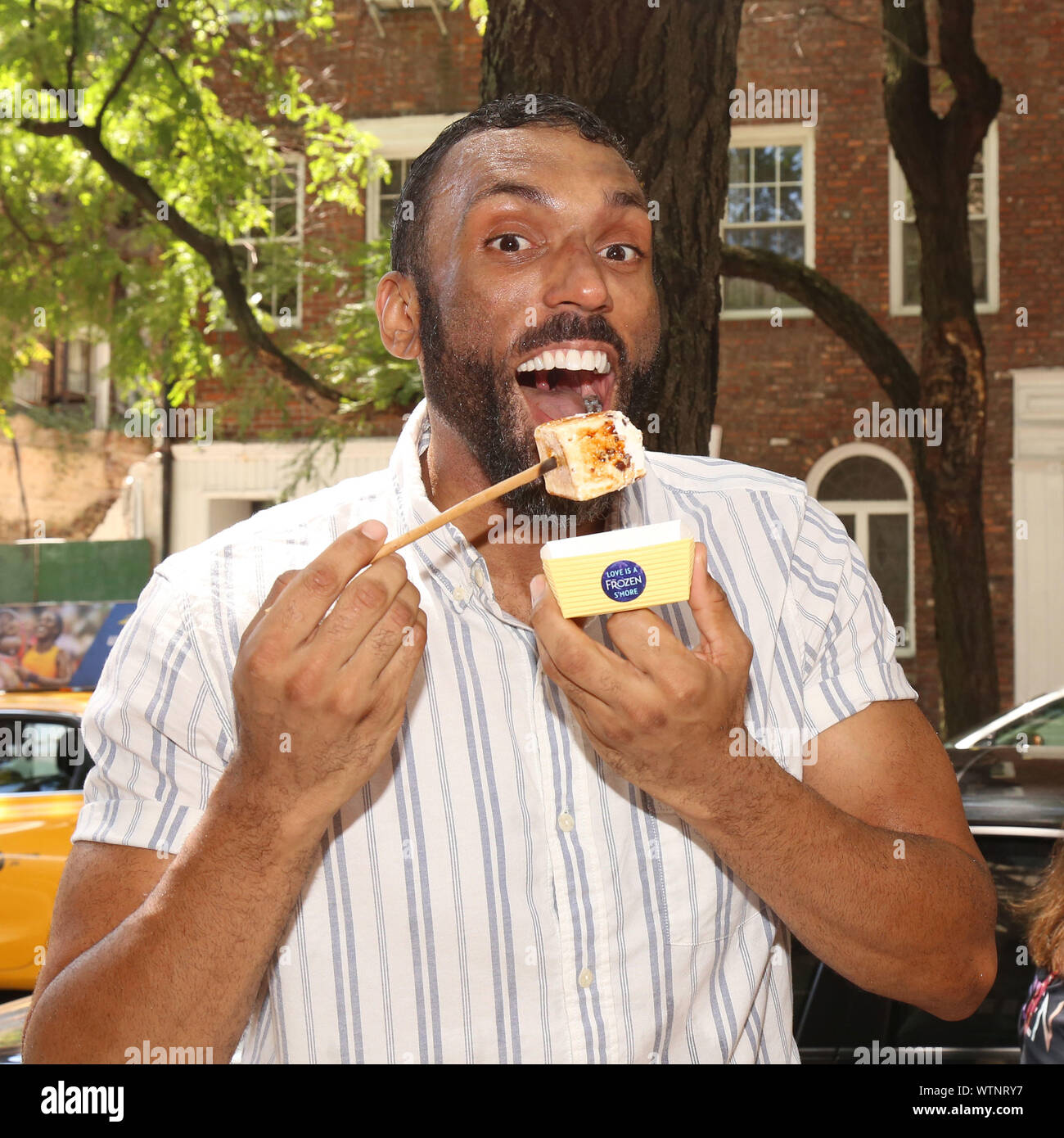 FROZEN on Broadway and Dominique Ansel Bakery celebrate National S ...