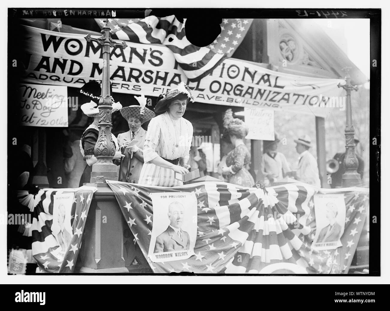 Mrs b Black and White Stock Photos & Images - Alamy