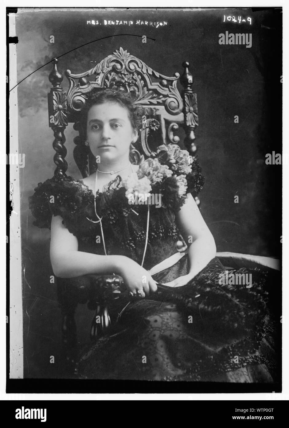 Mrs. Benjamin Harrison seated Stock Photo - Alamy