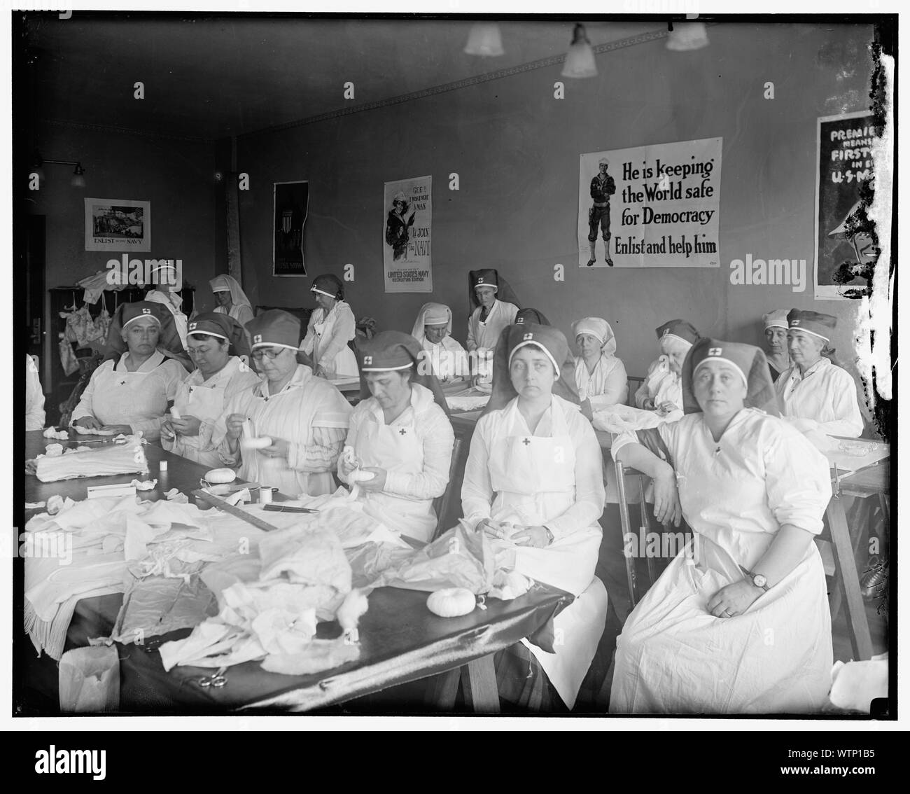 Historical dressing Black and White Stock Photos & Images - Alamy