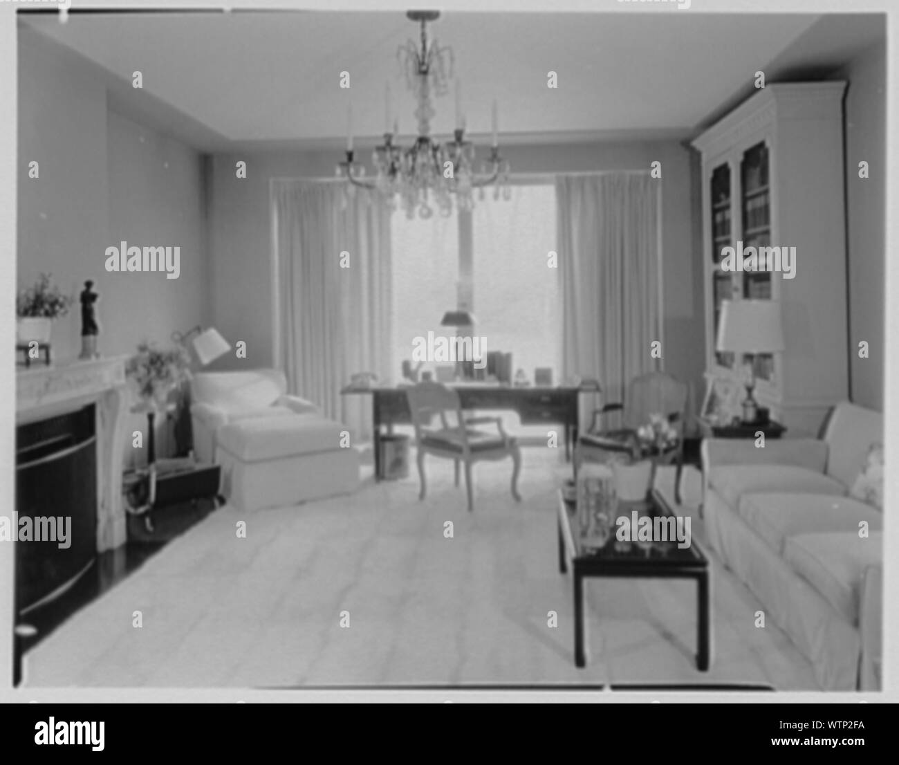 Oyster bay long island new york Black and White Stock Photos & Images ...