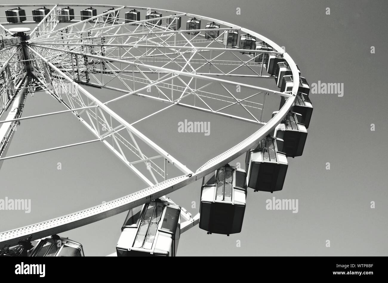 Giant Spinning Wheel High Resolution Stock Photography and Images - Alamy