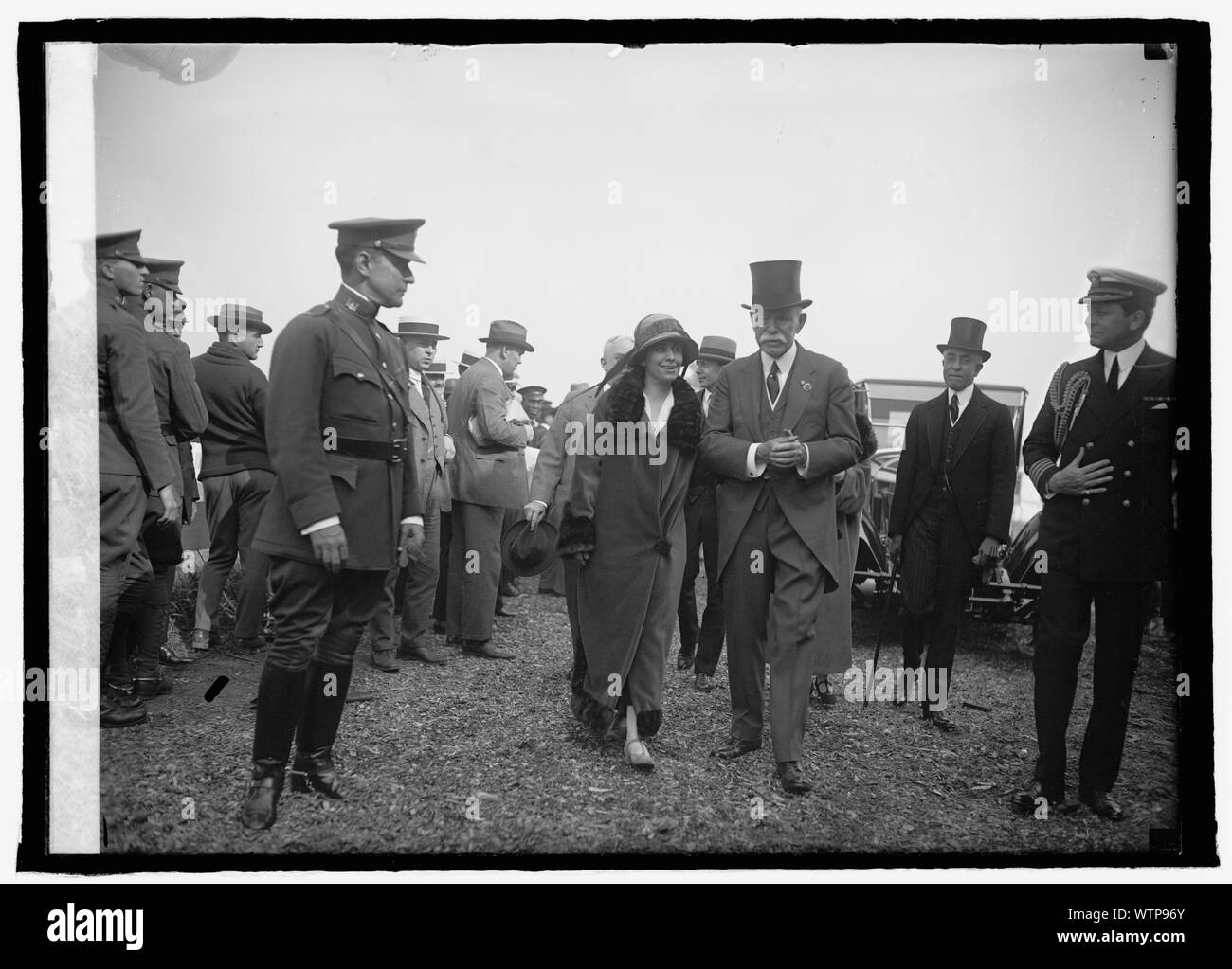 Mrs thompson hi-res stock photography and images - Alamy