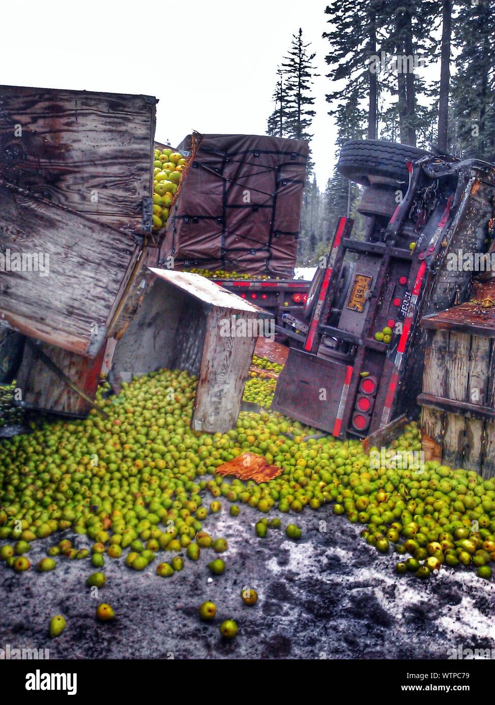 Truck Accident High Resolution Stock Photography and Images - Alamy