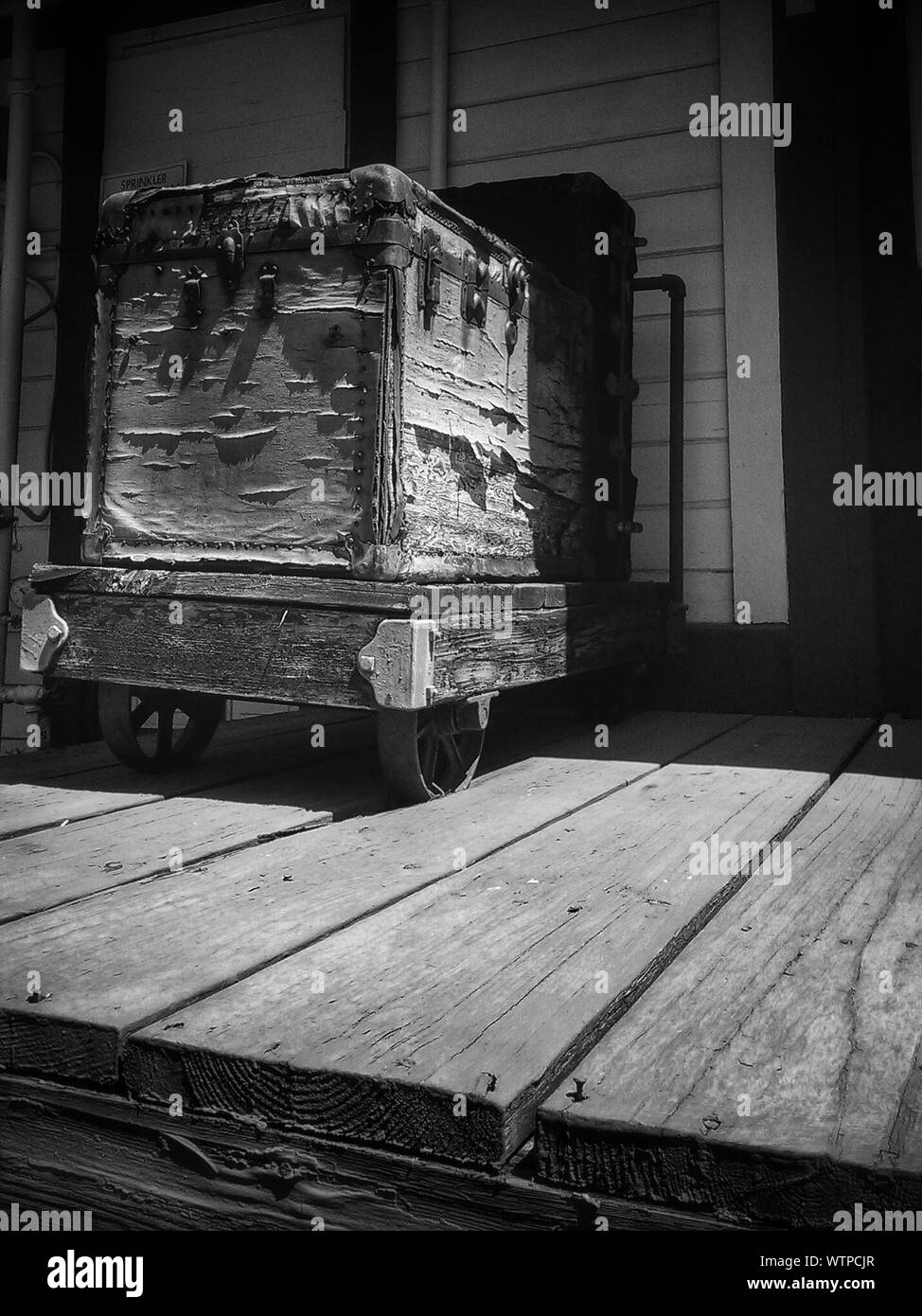 Garbage Can House High Resolution Stock Photography and Images - Alamy