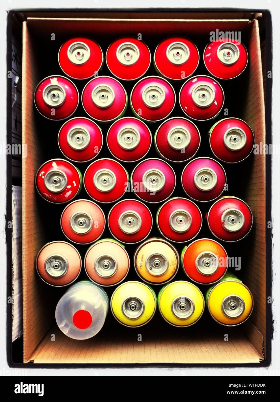 Spray box hi-res stock photography and images - Alamy