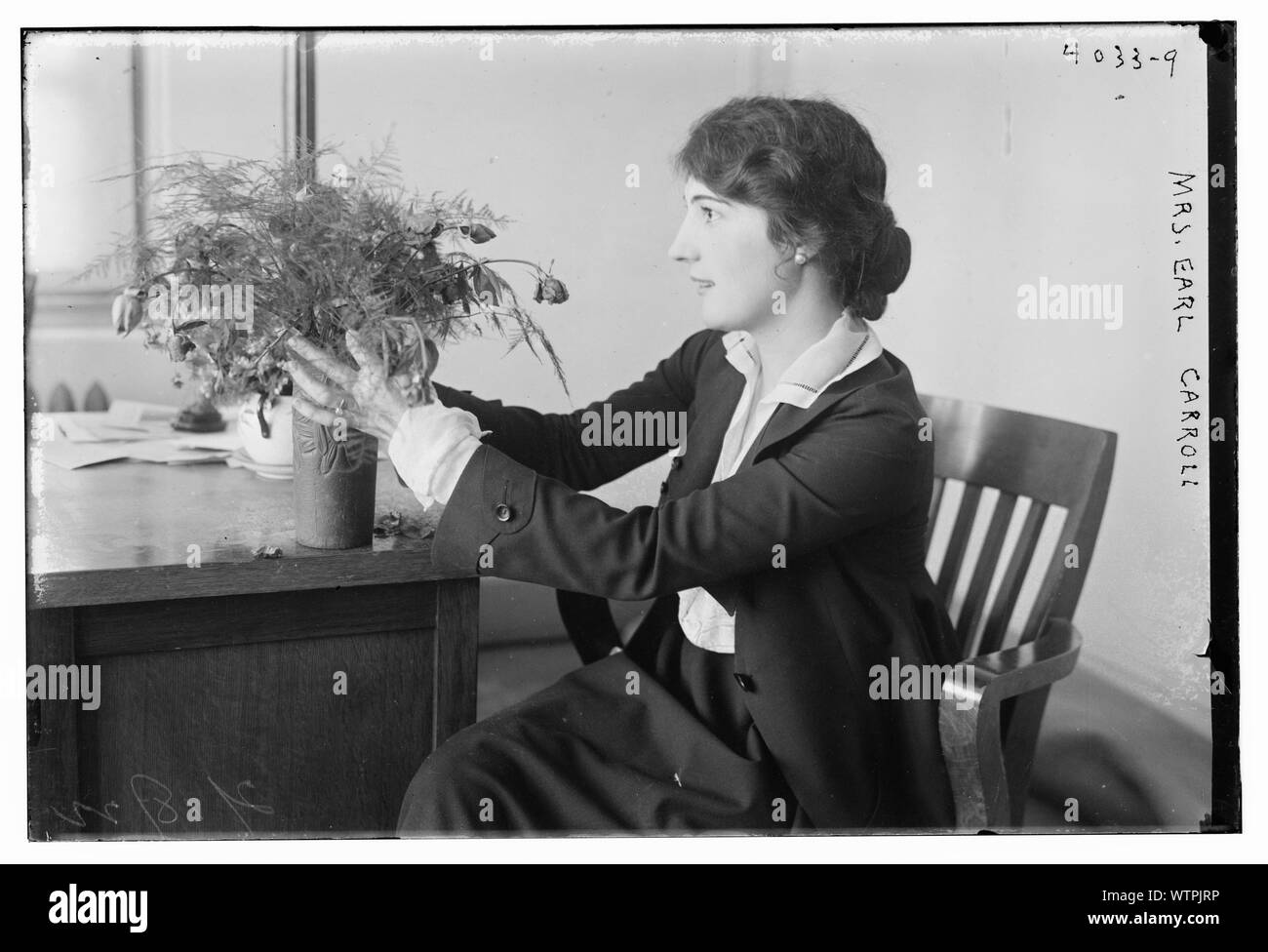 Mrs. Earl Carroll Stock Photo - Alamy