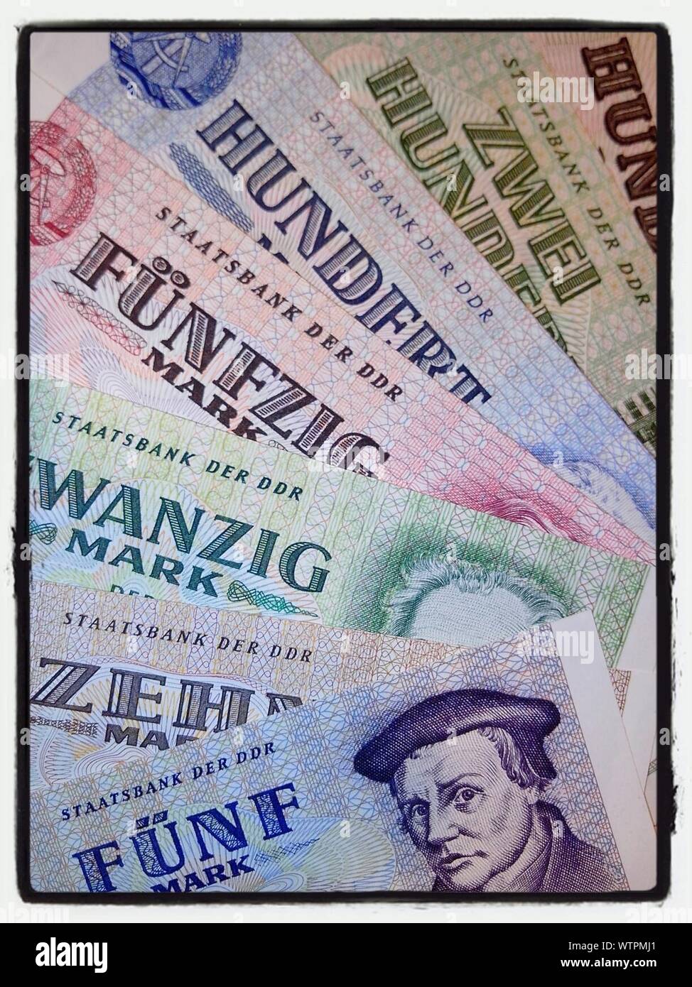 Banknotes production hi-res stock photography and images - Alamy