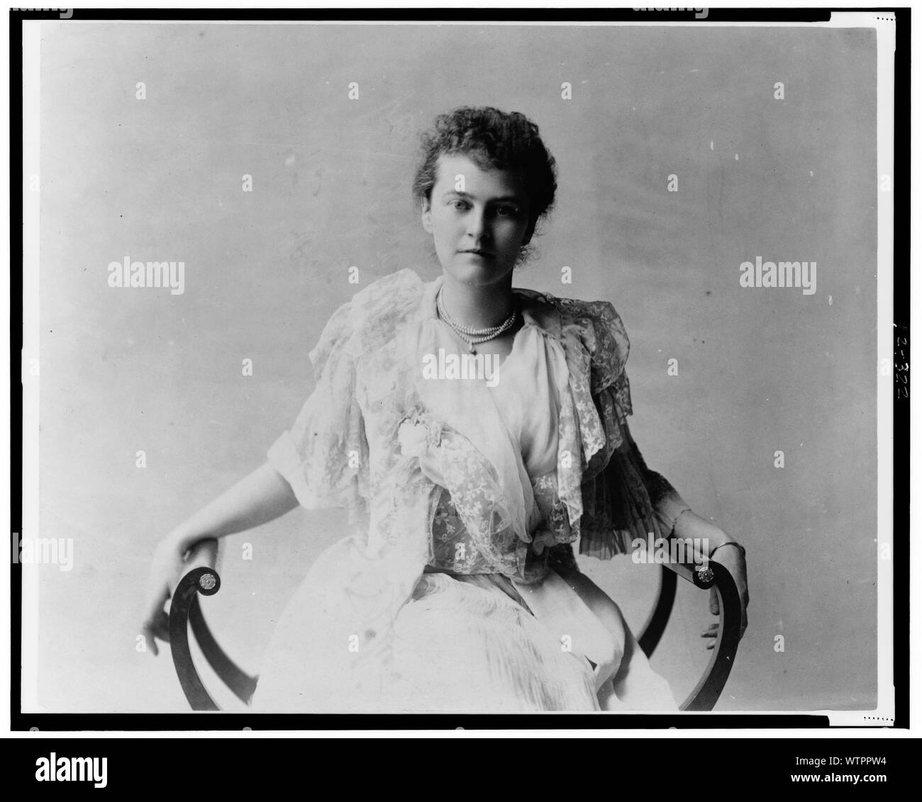 Mrs. Elizabeth Cameron, three-quarter length portrait, seated, facing ...