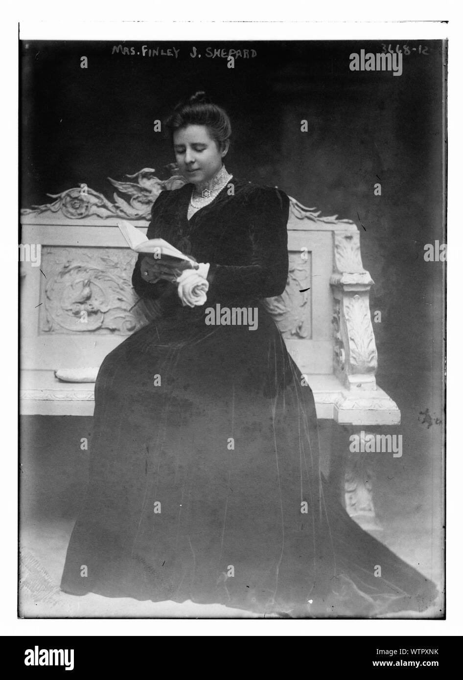 Mrs. Finley J. Shepard Stock Photo - Alamy